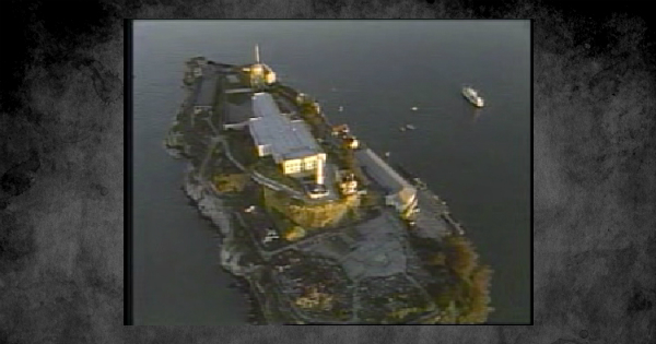 The Mystery of the Alcatraz Escape - Unsolved Mysteries